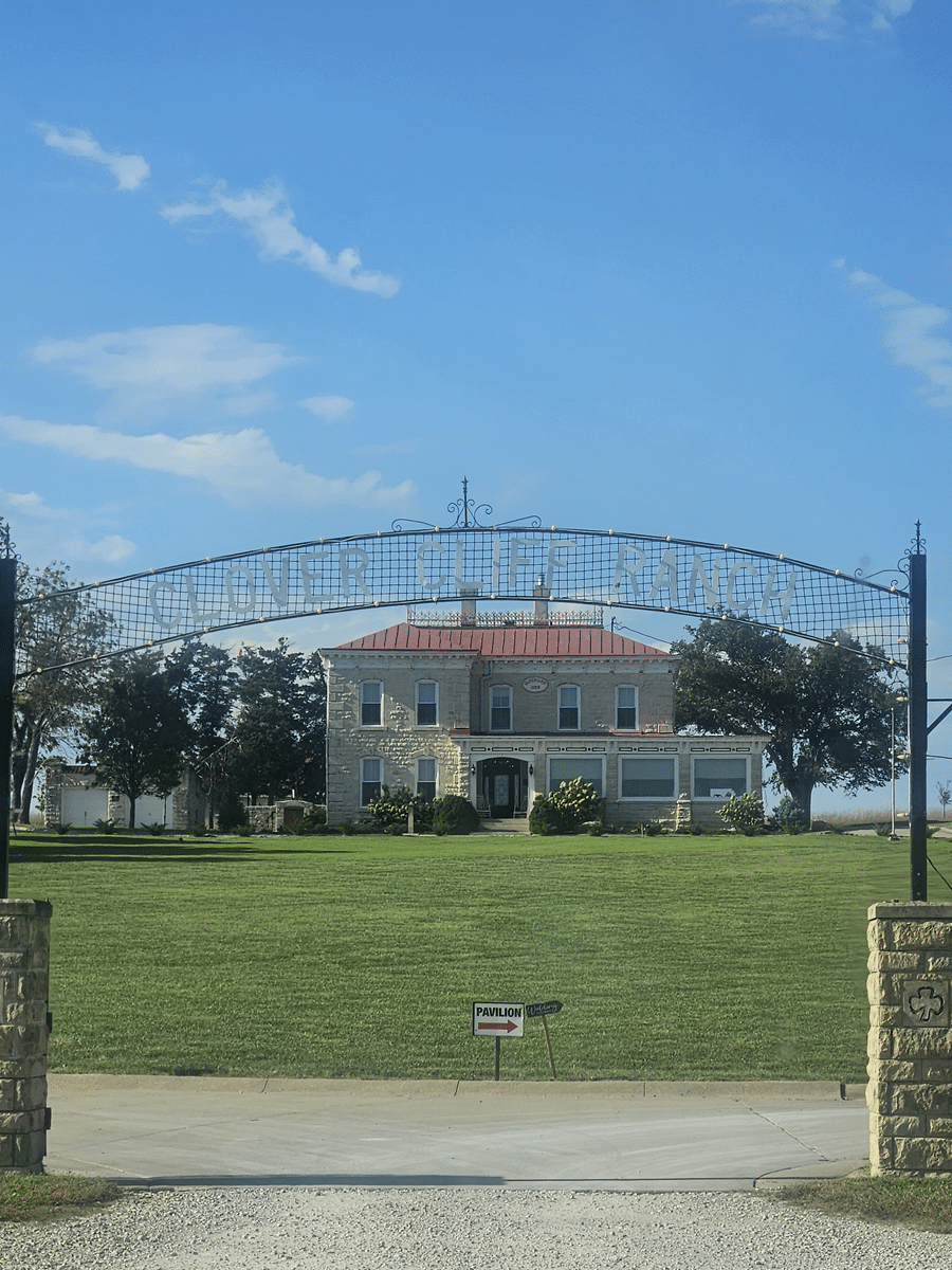 Clover Cliff Ranch, Kansas: Best Place To Stay In Flint Hills
